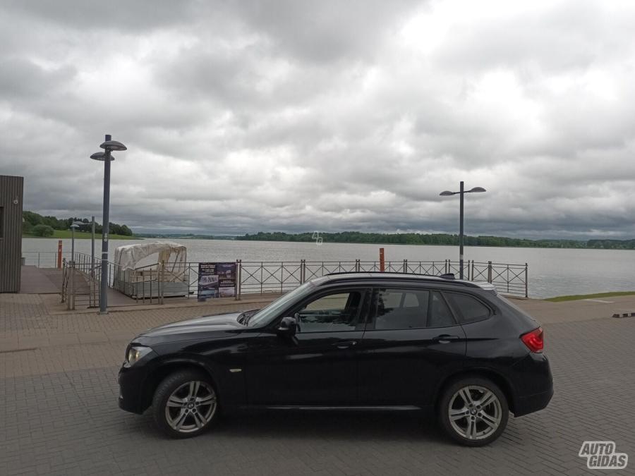 Black BMW X1 2012 in Telschi, with an engine capacity of 2.00 L and mileage of 243 thousand km for 7700 €, photo 20 on AUTOMOTO.COM.LV