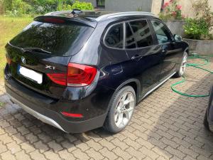 Black BMW X1 2012 in Vilnius, with an engine capacity of 2.00 L and mileage of 273 thousand km for 7900 €, photo 4 on AUTOMOTO.COM.LV