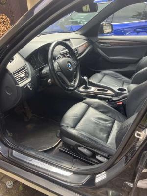 Black BMW X1 2012 in Vilnius, with an engine capacity of 2.00 L and mileage of 273 thousand km for 7900 €, photo 8 on AUTOMOTO.COM.LV