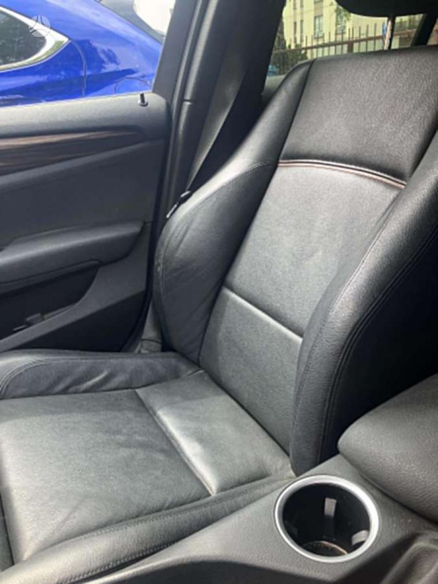 Black BMW X1 2012 in Vilnius, with an engine capacity of 2.00 L and mileage of 273 thousand km for 7900 €, photo 9 on AUTOMOTO.COM.LV
