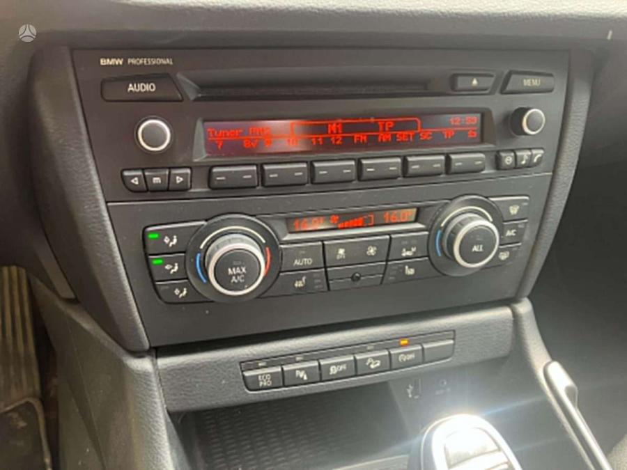 Black BMW X1 2012 in Vilnius, with an engine capacity of 2.00 L and mileage of 273 thousand km for 7900 €, photo 13 on AUTOMOTO.COM.LV