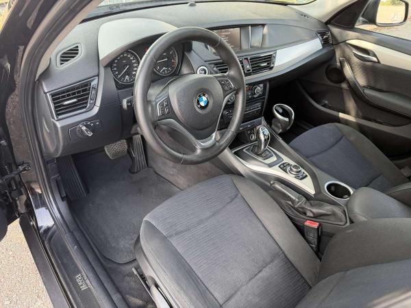 Black BMW X1 2012 in Marijampole, with an engine capacity of 2.00 L and mileage of 289 thousand km for 6450 €, photo 6 on AUTOMOTO.COM.LV