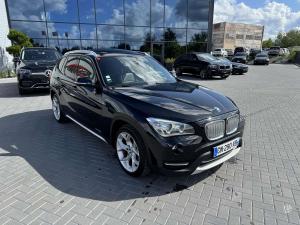 Black BMW X1 2012 in Telschi, with an engine capacity of 2.00 L and mileage of 245 thousand km for 8800 €, photo 10 on AUTOMOTO.COM.LV