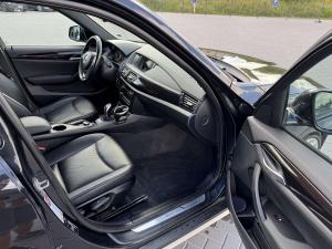 Black BMW X1 2012 in Telschi, with an engine capacity of 2.00 L and mileage of 245 thousand km for 8800 €, photo 25 on AUTOMOTO.COM.LV