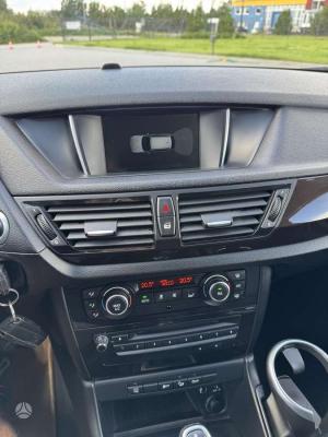 Black BMW X1 2012 in Telschi, with an engine capacity of 2.00 L and mileage of 245 thousand km for 8800 €, photo 29 on AUTOMOTO.COM.LV