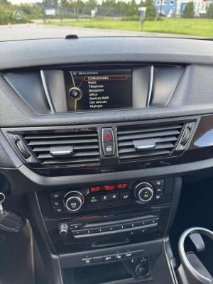 Black BMW X1 2012 in Telschi, with an engine capacity of 2.00 L and mileage of 245 thousand km for 8800 €, photo 30 on AUTOMOTO.COM.LV