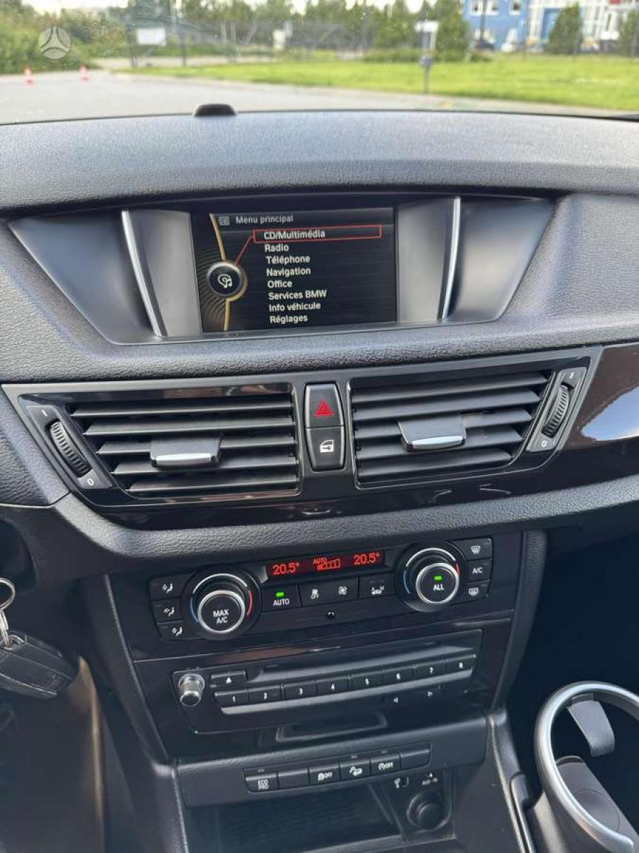 Black BMW X1 2012 in Telschi, with an engine capacity of 2.00 L and mileage of 245 thousand km for 8800 €, photo 30 on AUTOMOTO.COM.LV
