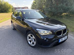 Melns BMW X1 2012 Daugavpils, ar dzinēja tilpumu 2.00 L un nobraukumu 218 tūkst. km par 8200 €, foto 3 vietnē AUTOMOTO.COM.LV