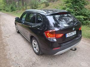 Black BMW X1 2012 in Druskininkai, with an engine capacity of 2.00 L and mileage of 301 thousand km for 4350 €, photo 5 on AUTOMOTO.COM.LV