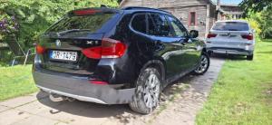 Black BMW X1 2012 in Jelgava, with an engine capacity of 2.00 L and mileage of 250 thousand km for 7500 €, photo 6 on AUTOMOTO.COM.LV