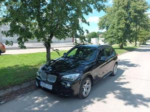 Black BMW X1 2012 in Telschi, with an engine capacity of 2.00 L and mileage of 246 thousand km for 7750 €, photo 17 on AUTOMOTO.COM.LV