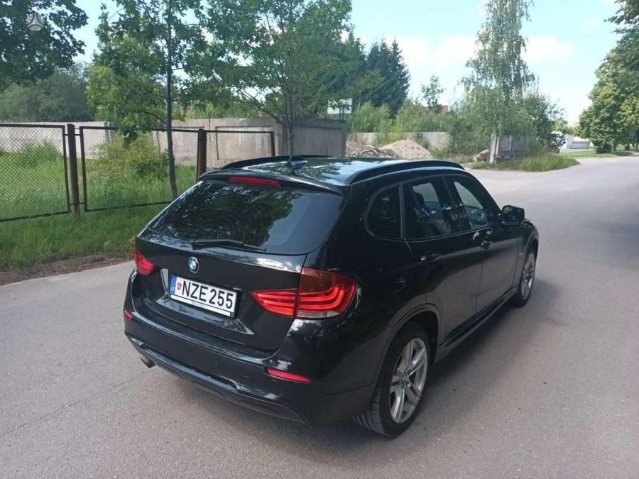 Black BMW X1 2012 in Telschi, with an engine capacity of 2.00 L and mileage of 246 thousand km for 7750 €, photo 30 on AUTOMOTO.COM.LV