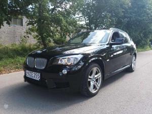 Black BMW X1 2012 in Telschi, with an engine capacity of 2.00 L and mileage of 246 thousand km for 7750 €, photo 37 on AUTOMOTO.COM.LV