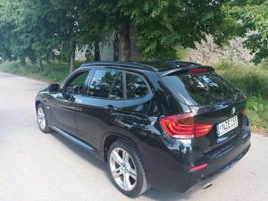 Black BMW X1 2012 in Telschi, with an engine capacity of 2.00 L and mileage of 246 thousand km for 7750 €, photo 40 on AUTOMOTO.COM.LV