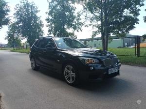 Black BMW X1 2012 in Telschi, with an engine capacity of 2.00 L and mileage of 246 thousand km for 7750 €, photo 42 on AUTOMOTO.COM.LV