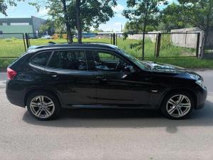 Black BMW X1 2012 in Telschi, with an engine capacity of 2.00 L and mileage of 246 thousand km for 7750 €, photo 43 on AUTOMOTO.COM.LV