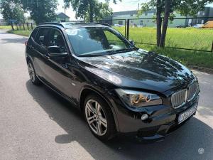 Black BMW X1 2012 in Telschi, with an engine capacity of 2.00 L and mileage of 246 thousand km for 7750 €, photo 44 on AUTOMOTO.COM.LV