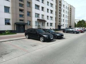Black BMW X1 2012 in Telschi, with an engine capacity of 2.00 L and mileage of 246 thousand km for 7750 €, photo 45 on AUTOMOTO.COM.LV