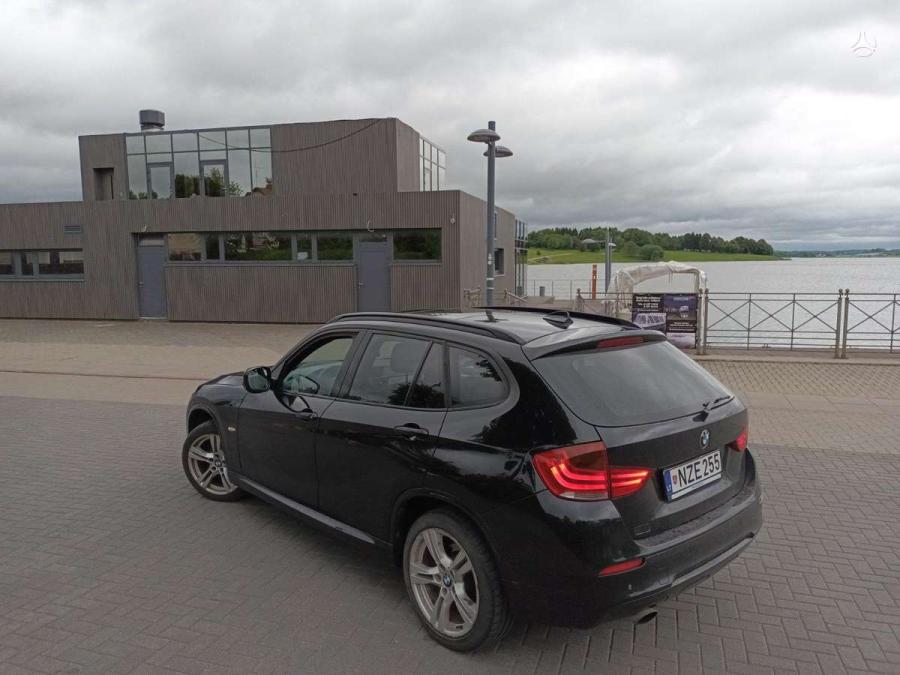 Black BMW X1 2012 in Telschi, with an engine capacity of 2.00 L and mileage of 246 thousand km for 7750 €, photo 47 on AUTOMOTO.COM.LV