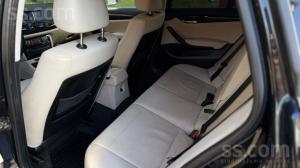 Black BMW X1 2012 in Riga, with an engine capacity of 2.00 L and mileage of 0 thousand km for 6750 €, photo 8 on AUTOMOTO.COM.LV