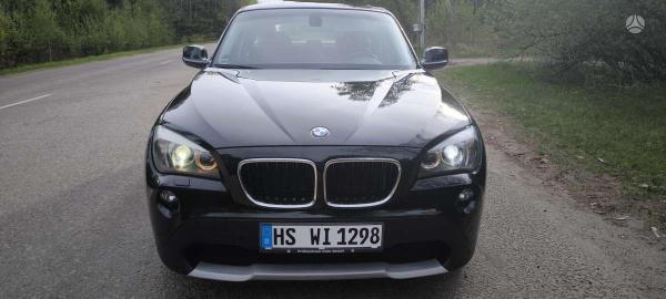 БМВ Х1 2012 в Каунас на AUTOMOTO.COM.LV Черный БМВ Х1 2012 в Каунас, объемом двигателя 2.00 л и пробегом 218 тыс. км за 7300 €, фото 3 на AUTOMOTO.COM.LV