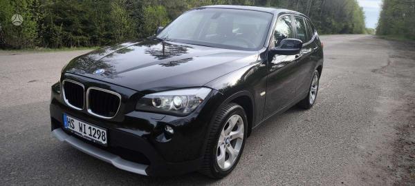 БМВ Х1 2012 в Каунас на AUTOMOTO.COM.LV Черный БМВ Х1 2012 в Каунас, объемом двигателя 2.00 л и пробегом 218 тыс. км за 7300 €, фото 4 на AUTOMOTO.COM.LV