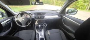 Black BMW X1 2012 in Kaunas, with an engine capacity of 2.00 L and mileage of 218 thousand km for 7300 €, photo 6 on AUTOMOTO.COM.LV
