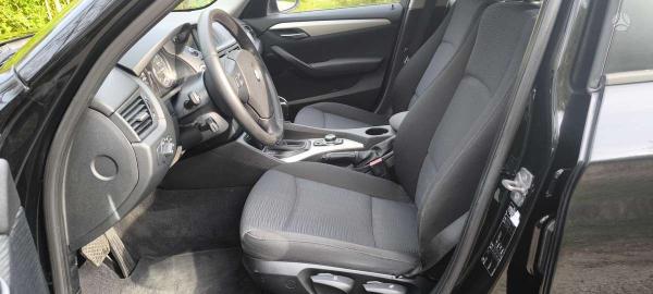 БМВ Х1 2012 в Каунас на AUTOMOTO.COM.LV Черный БМВ Х1 2012 в Каунас, объемом двигателя 2.00 л и пробегом 218 тыс. км за 7300 €, фото 7 на AUTOMOTO.COM.LV
