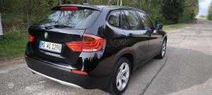 Black BMW X1 2012 in Kaunas, with an engine capacity of 2.00 L and mileage of 218 thousand km for 7300 €, photo 14 on AUTOMOTO.COM.LV