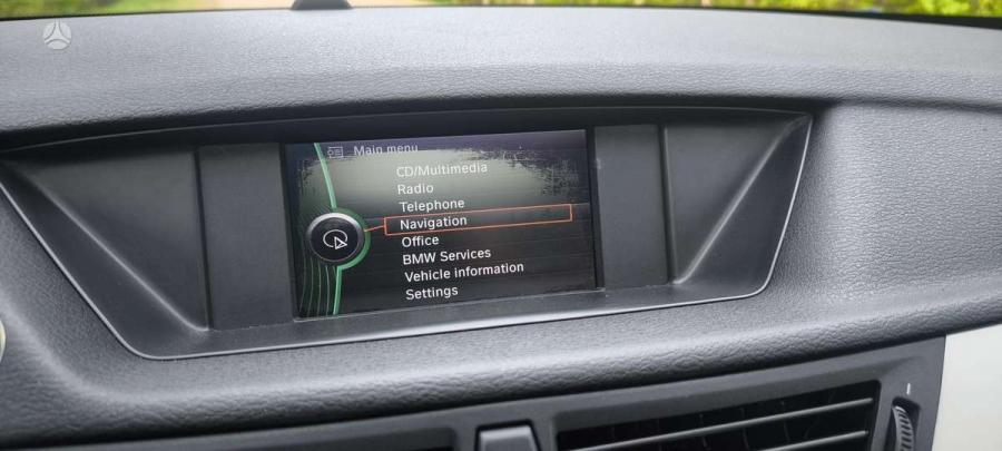 Black BMW X1 2012 in Kaunas, with an engine capacity of 2.00 L and mileage of 218 thousand km for 7300 €, photo 26 on AUTOMOTO.COM.LV