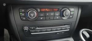 Black BMW X1 2012 in Kaunas, with an engine capacity of 2.00 L and mileage of 218 thousand km for 7300 €, photo 28 on AUTOMOTO.COM.LV