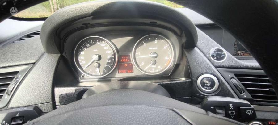 Black BMW X1 2012 in Kaunas, with an engine capacity of 2.00 L and mileage of 218 thousand km for 7300 €, photo 30 on AUTOMOTO.COM.LV