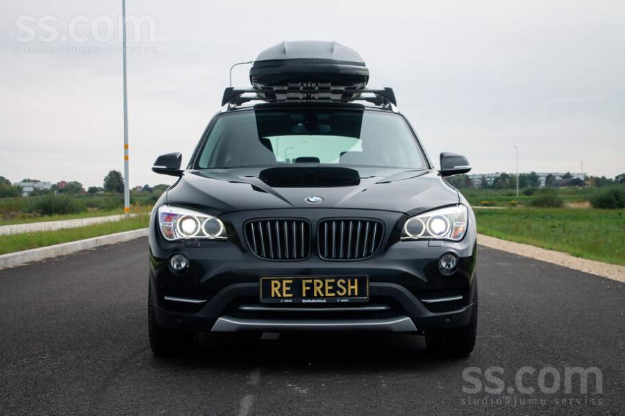 Black BMW X1 2012 in Jelgava, with an engine capacity of 2.00 L and mileage of 252 thousand km for 9200 €, photo 3 on AUTOMOTO.COM.LV