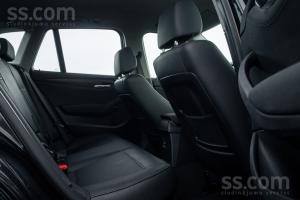 Black BMW X1 2012 in Jelgava, with an engine capacity of 2.00 L and mileage of 252 thousand km for 9200 €, photo 9 on AUTOMOTO.COM.LV