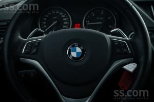 Black BMW X1 2012 in Jelgava, with an engine capacity of 2.00 L and mileage of 252 thousand km for 9200 €, photo 12 on AUTOMOTO.COM.LV