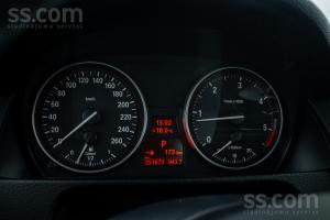 Black BMW X1 2012 in Jelgava, with an engine capacity of 2.00 L and mileage of 252 thousand km for 9200 €, photo 14 on AUTOMOTO.COM.LV