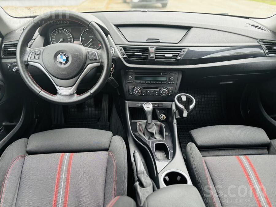 Black BMW X1 2013 in Aizkraukle, with an engine capacity of 2.00 L and mileage of 234 thousand km for 7000 €, photo 7 on AUTOMOTO.COM.LV