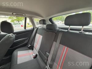 Black BMW X1 2013 in Aizkraukle, with an engine capacity of 2.00 L and mileage of 234 thousand km for 7000 €, photo 8 on AUTOMOTO.COM.LV