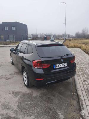 Black BMW X1 2013 in Kaunas, with an engine capacity of 2.00 L and mileage of 249 thousand km for 8250 €, photo 5 on AUTOMOTO.COM.LV