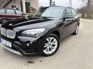 Black BMW X1 2013 in Kelme, with an engine capacity of 2.00 L and mileage of 261 thousand km for 6400 €, photo 3 on AUTOMOTO.COM.LV