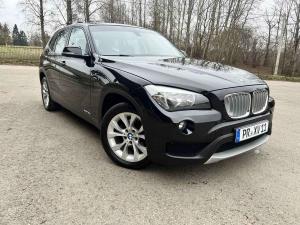 Black BMW X1 2013 in Kelme, with an engine capacity of 2.00 L and mileage of 261 thousand km for 6400 €, photo 9 on AUTOMOTO.COM.LV