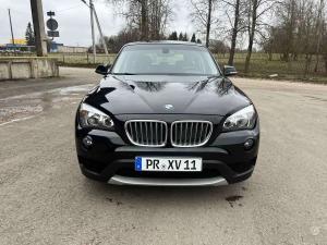 Black BMW X1 2013 in Kelme, with an engine capacity of 2.00 L and mileage of 261 thousand km for 6400 €, photo 10 on AUTOMOTO.COM.LV