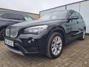 Black BMW X1 2013 in Kelme, with an engine capacity of 2.00 L and mileage of 261 thousand km for 6400 €, photo 11 on AUTOMOTO.COM.LV