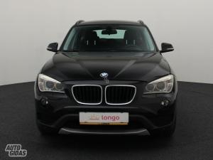 Black BMW X1 2013 in Vilnius, with an engine capacity of 2.00 L and mileage of 151 thousand km for 11699 €, photo 3 on AUTOMOTO.COM.LV