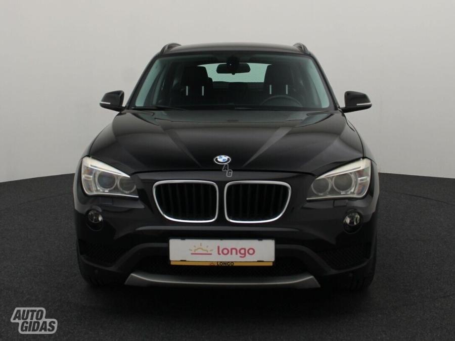 Black BMW X1 2013 in Vilnius, with an engine capacity of 2.00 L and mileage of 151 thousand km for 11699 €, photo 3 on AUTOMOTO.COM.LV