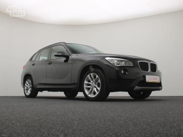 Melns BMW X1 2013 Viļņa, ar dzinēja tilpumu 2.00 L un nobraukumu 151 tūkst. km par 11699 €, foto 11 vietnē AUTOMOTO.COM.LV