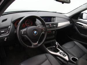 Black BMW X1 2013 in Vilnius, with an engine capacity of 2.00 L and mileage of 151 thousand km for 11699 €, photo 16 on AUTOMOTO.COM.LV
