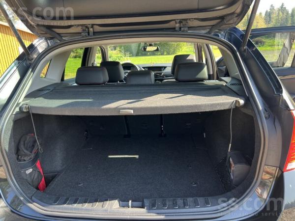 Melns BMW X1 2013 Rīga, ar dzinēja tilpumu 2.00 L un nobraukumu 351 tūkst. km par 6850 €, foto 6 vietnē AUTOMOTO.COM.LV