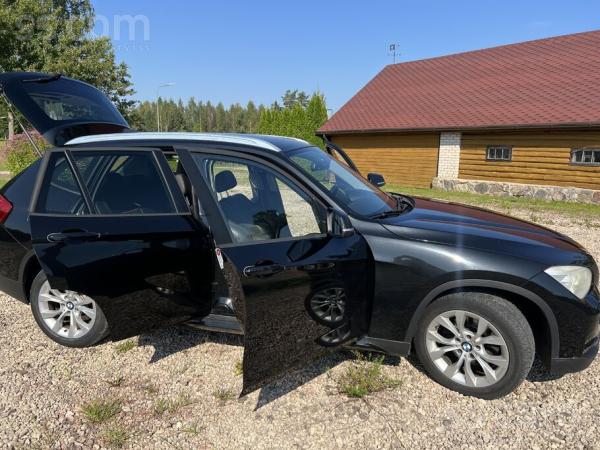 Melns BMW X1 2013 Rīga, ar dzinēja tilpumu 2.00 L un nobraukumu 351 tūkst. km par 6850 €, foto 8 vietnē AUTOMOTO.COM.LV