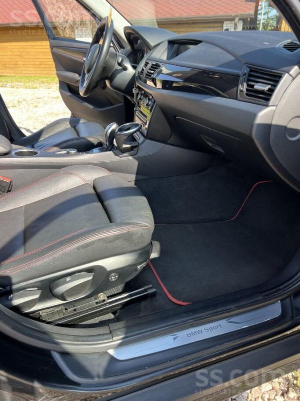 Melns BMW X1 2013 Rīga, ar dzinēja tilpumu 2.00 L un nobraukumu 351 tūkst. km par 6850 €, foto 9 vietnē AUTOMOTO.COM.LV